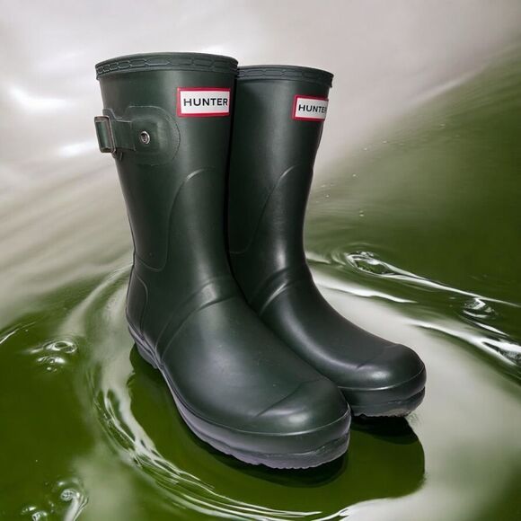 Hunter | Shoes | Hunter Shortboots Olive Or Army Green Size 7 W Or 6 M ...